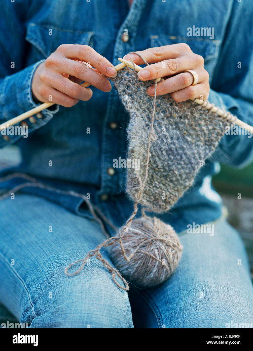 Woman knitting, close-up Stock Photo - Alamy