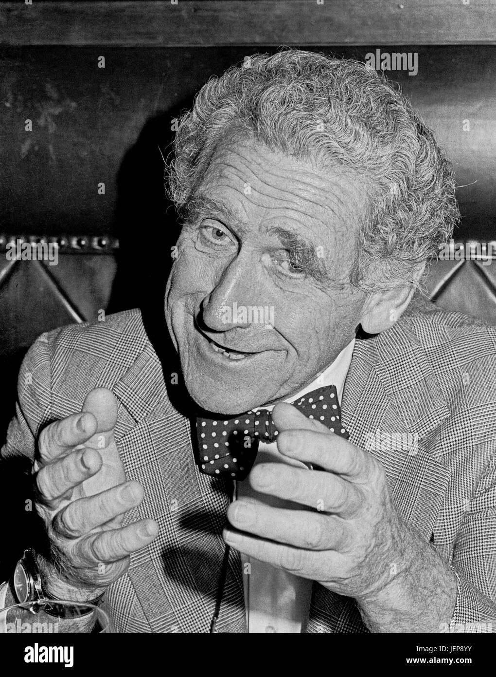 January 1977 Black and White Stock Photos & Images - Alamy