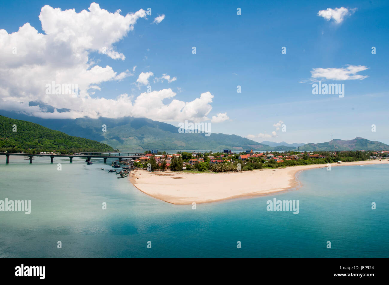 Nice Lang Co beach in central Vietnam Stock Photo - Alamy