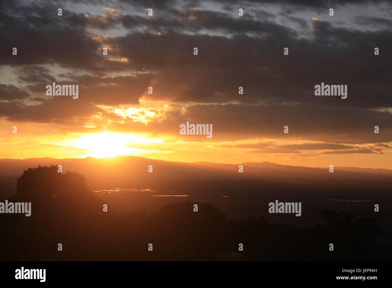 Pink sky dropping to sunset hi-res stock photography and images - Alamy