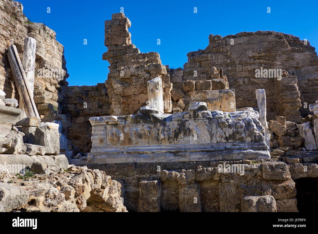 Roman amphitheatre and mediterranean coast hi-res stock photography and ...