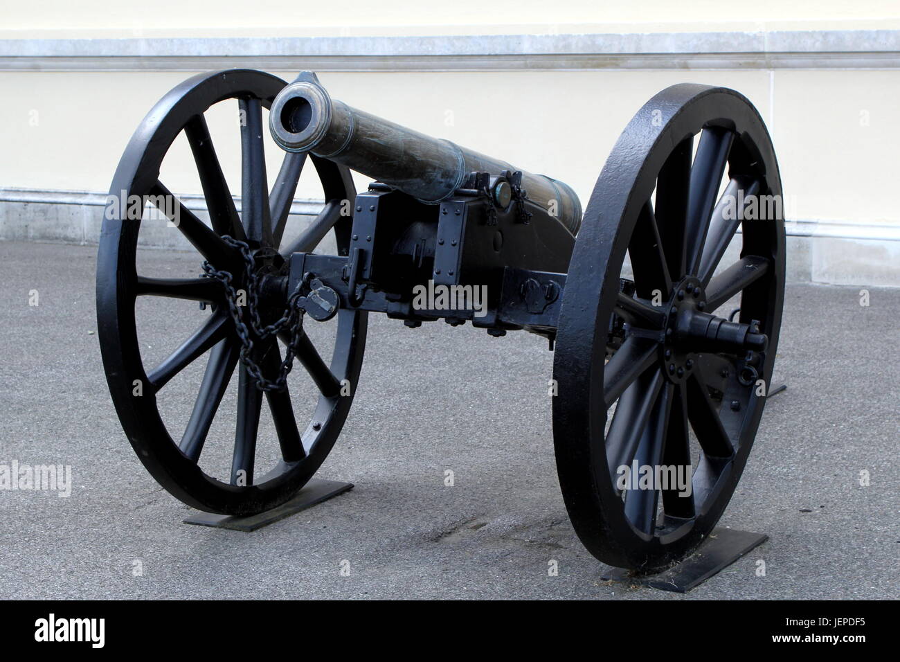Napoleonic cannon captured by the British Army Stock Photo - Alamy