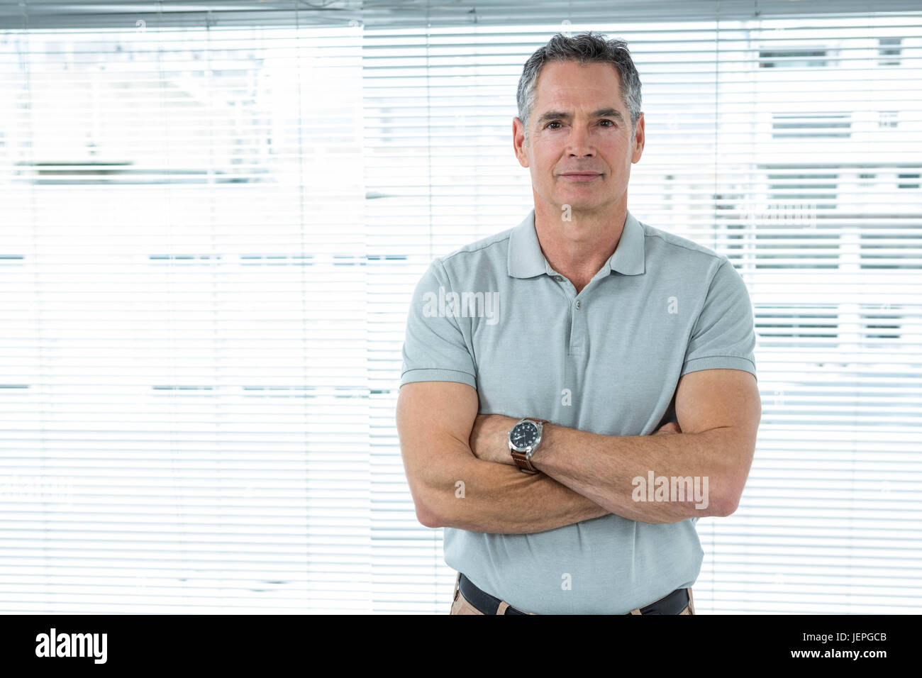 Portrait of confident man Stock Photo - Alamy