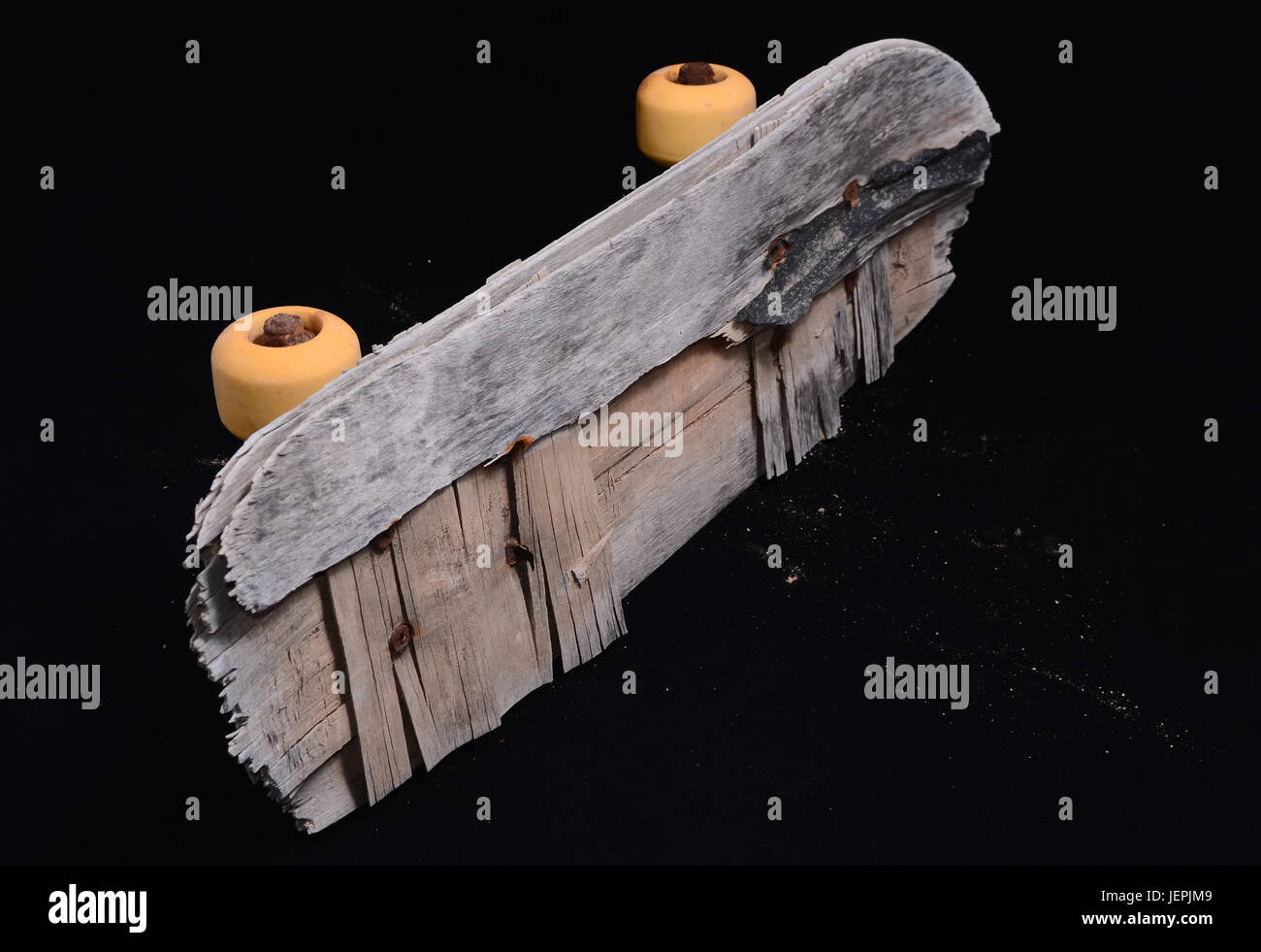 Old skateboard hi-res stock photography and images - Alamy