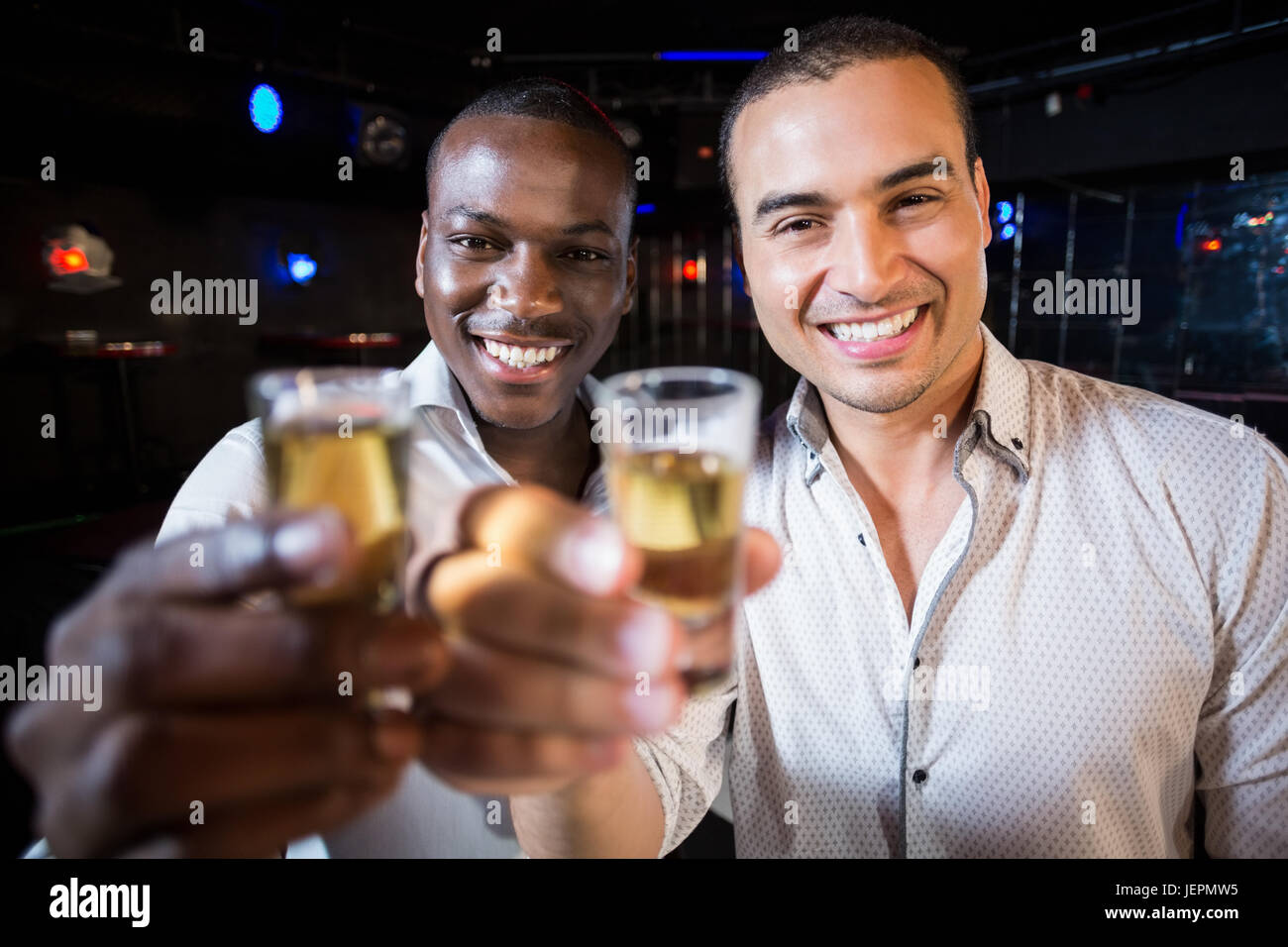 Men drinking shots bar hi-res stock photography and images - Alamy