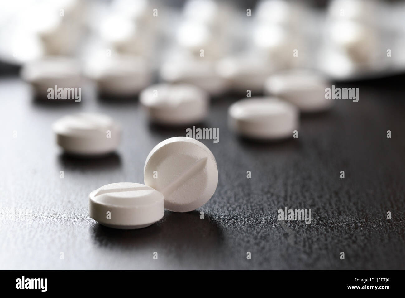Dissolve drug hi-res stock photography and images - Alamy