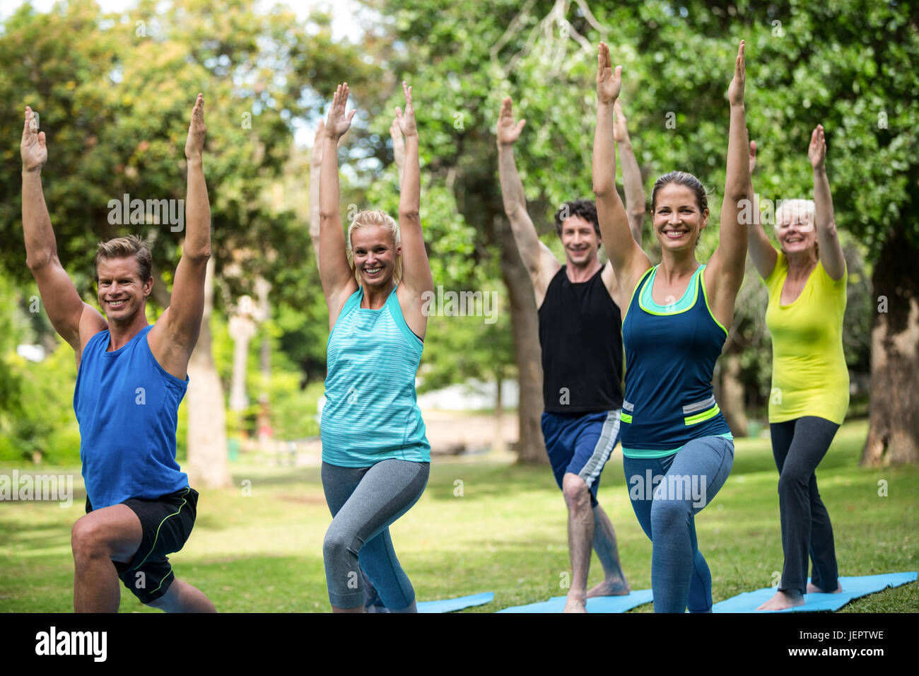 Fitness class stretching Stock Photo - Alamy
