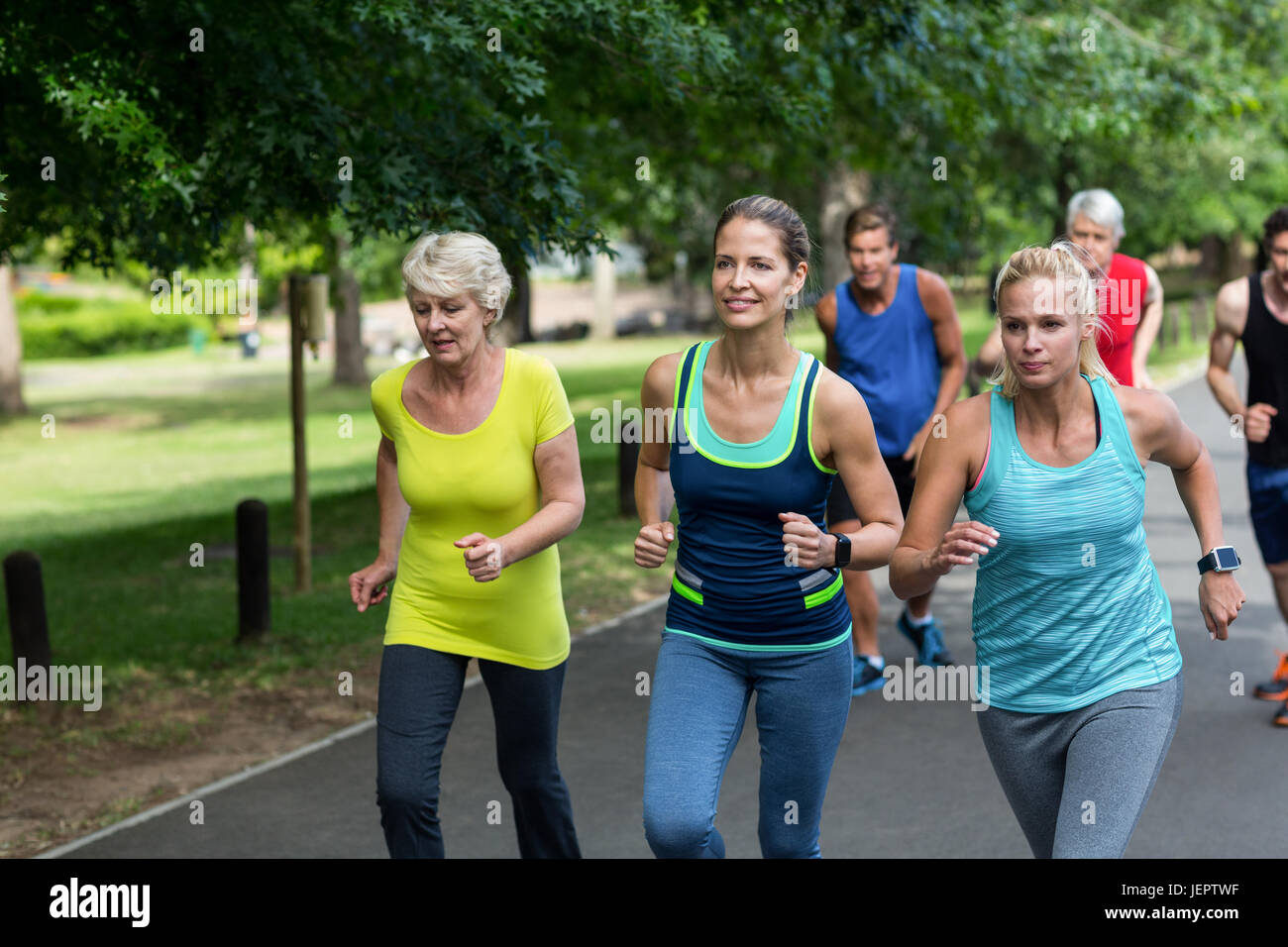 Marathon athletes running Stock Photo - Alamy