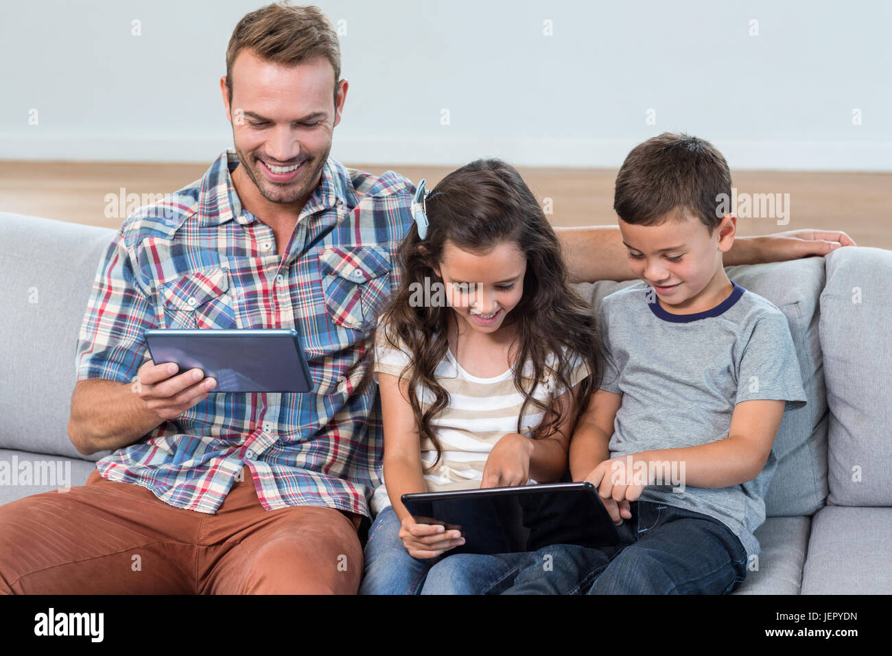 Digital siblings hi-res stock photography and images - Alamy