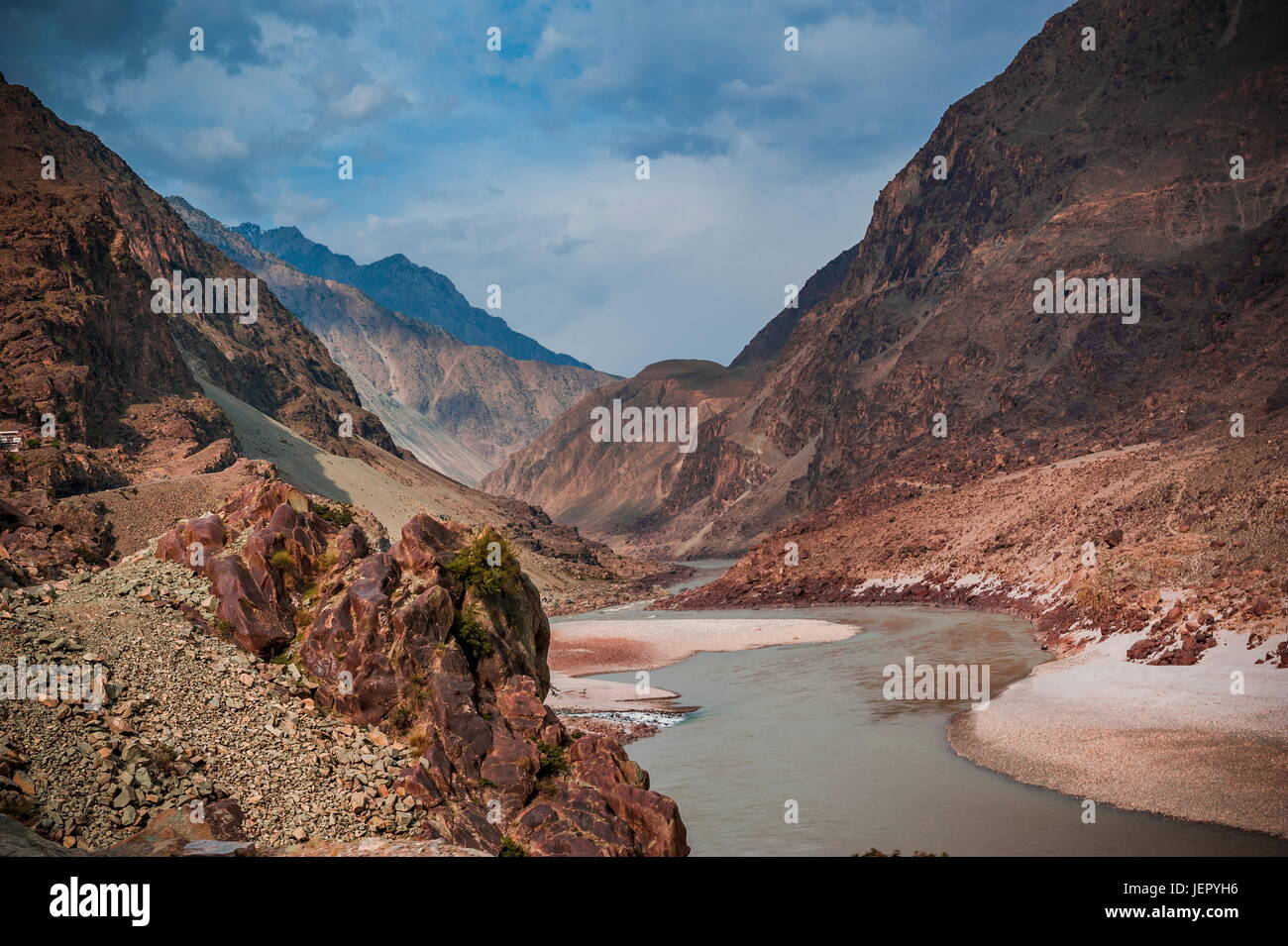 Kunhar river between Naran and Batakundi, Pakistan Stock Photo - Alamy