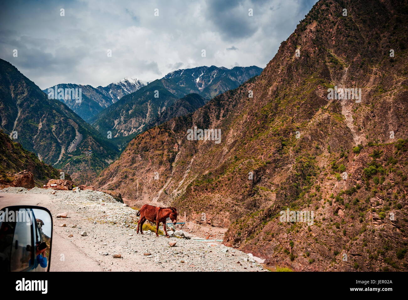 Karakoram mountain hi-res stock photography and images - Alamy
