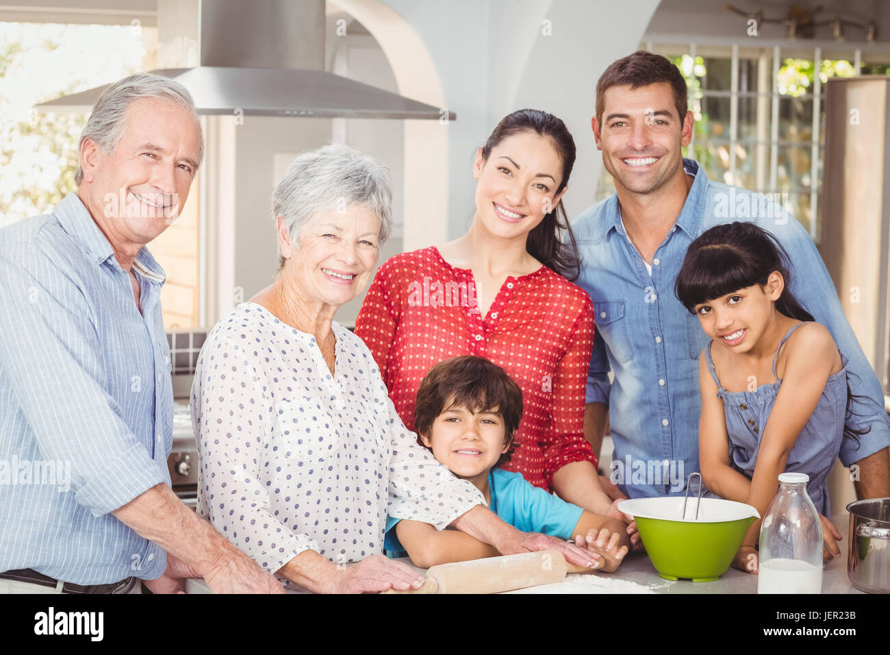 Multigeneration hi-res stock photography and images - Alamy