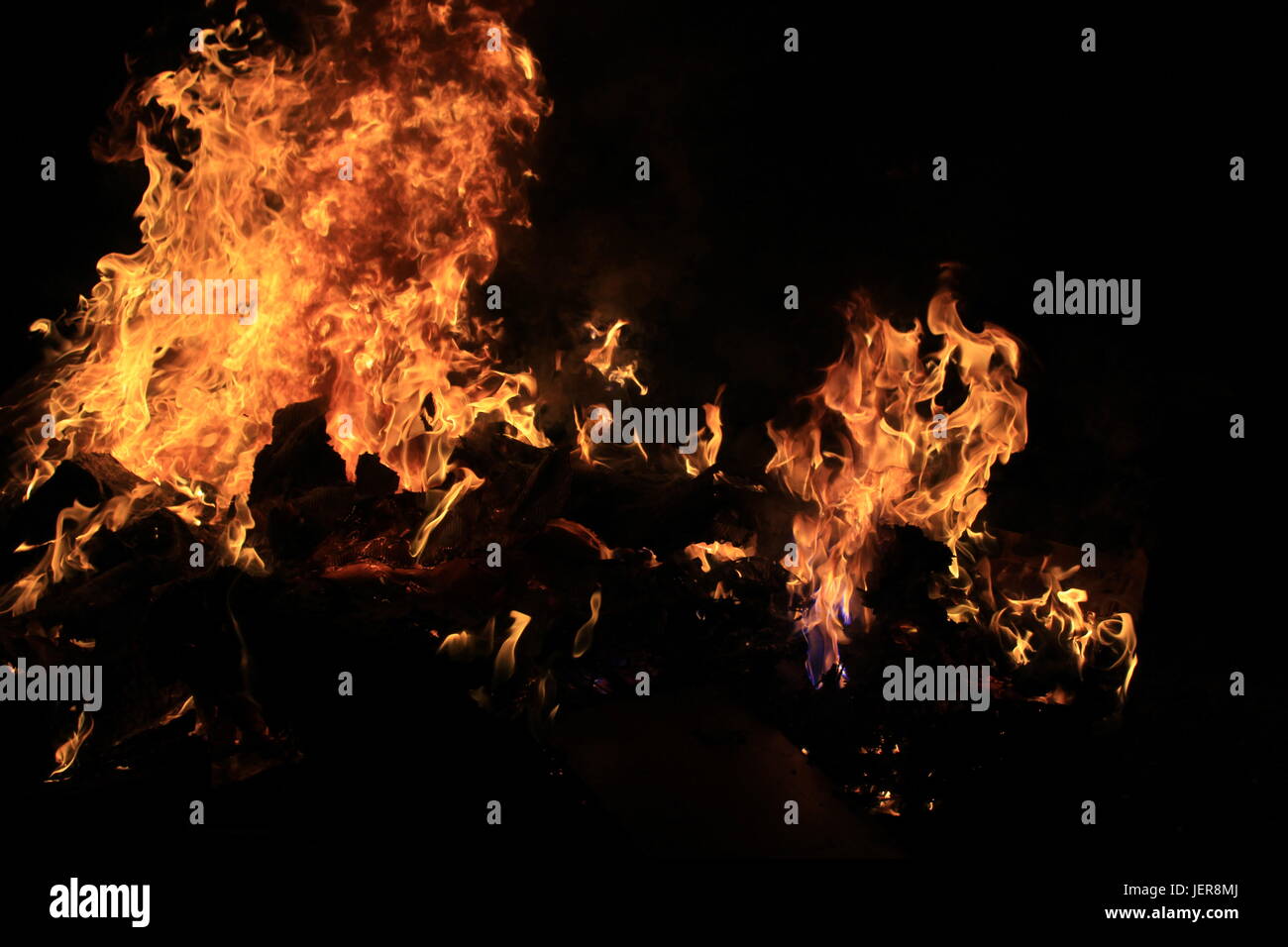Incredible clear quality photo of an angry fire Stock Photo - Alamy
