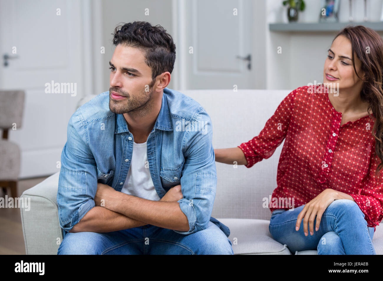 Man woman argument room hi-res stock photography and images - Alamy
