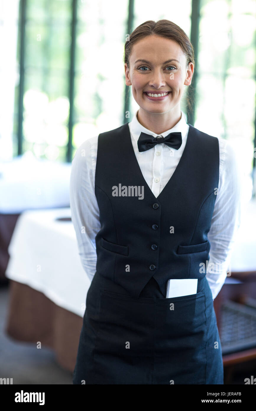 Waitress smiling at camera hi-res stock photography and images - Alamy