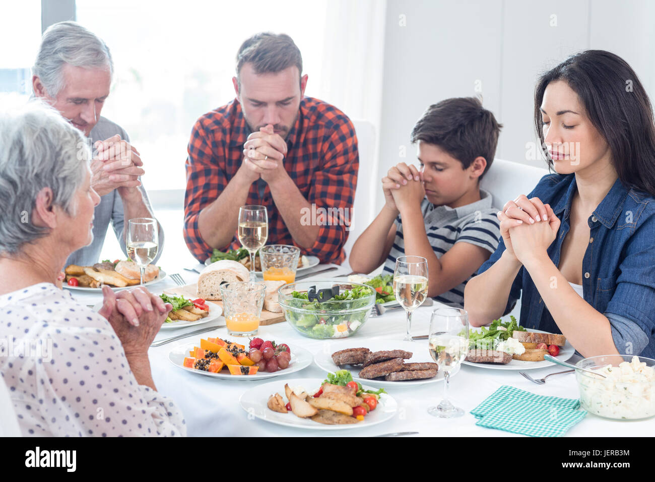Family Praying Together Images