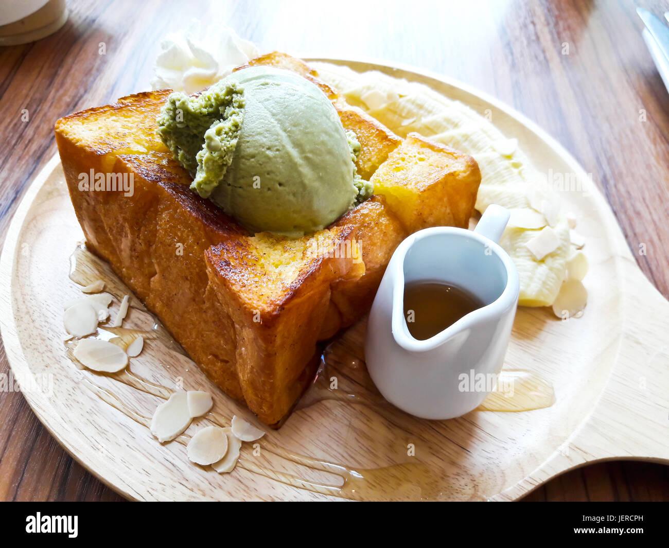 Toast bread ice cream hi-res stock photography and images - Alamy