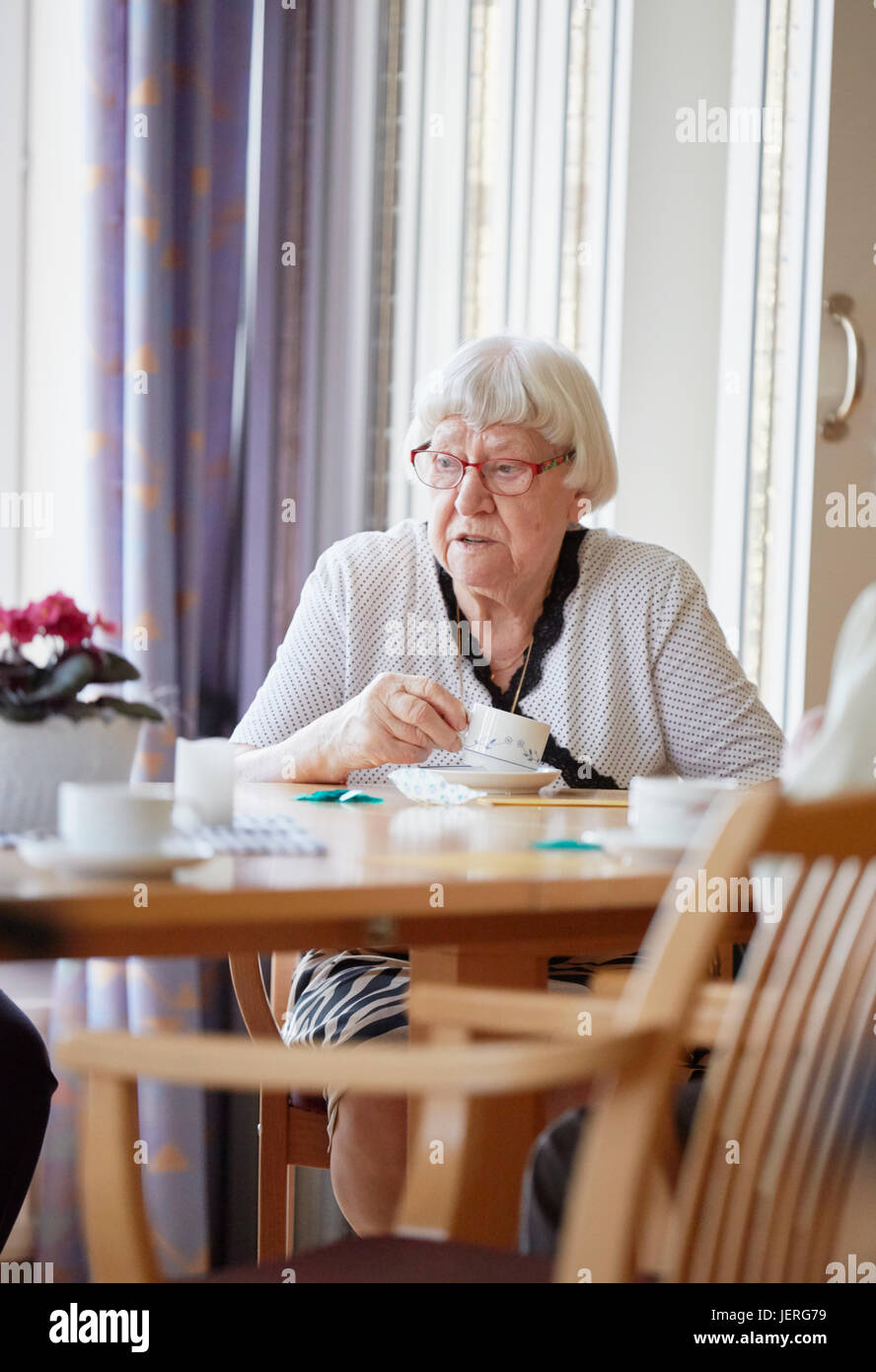 Old women having tea hi-res stock photography and images - Alamy