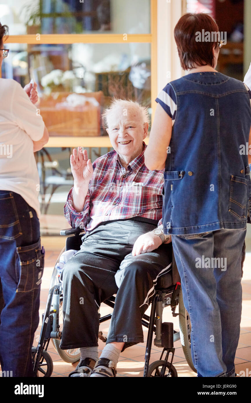 Senior man in wheelchair home hi-res stock photography and images - Alamy