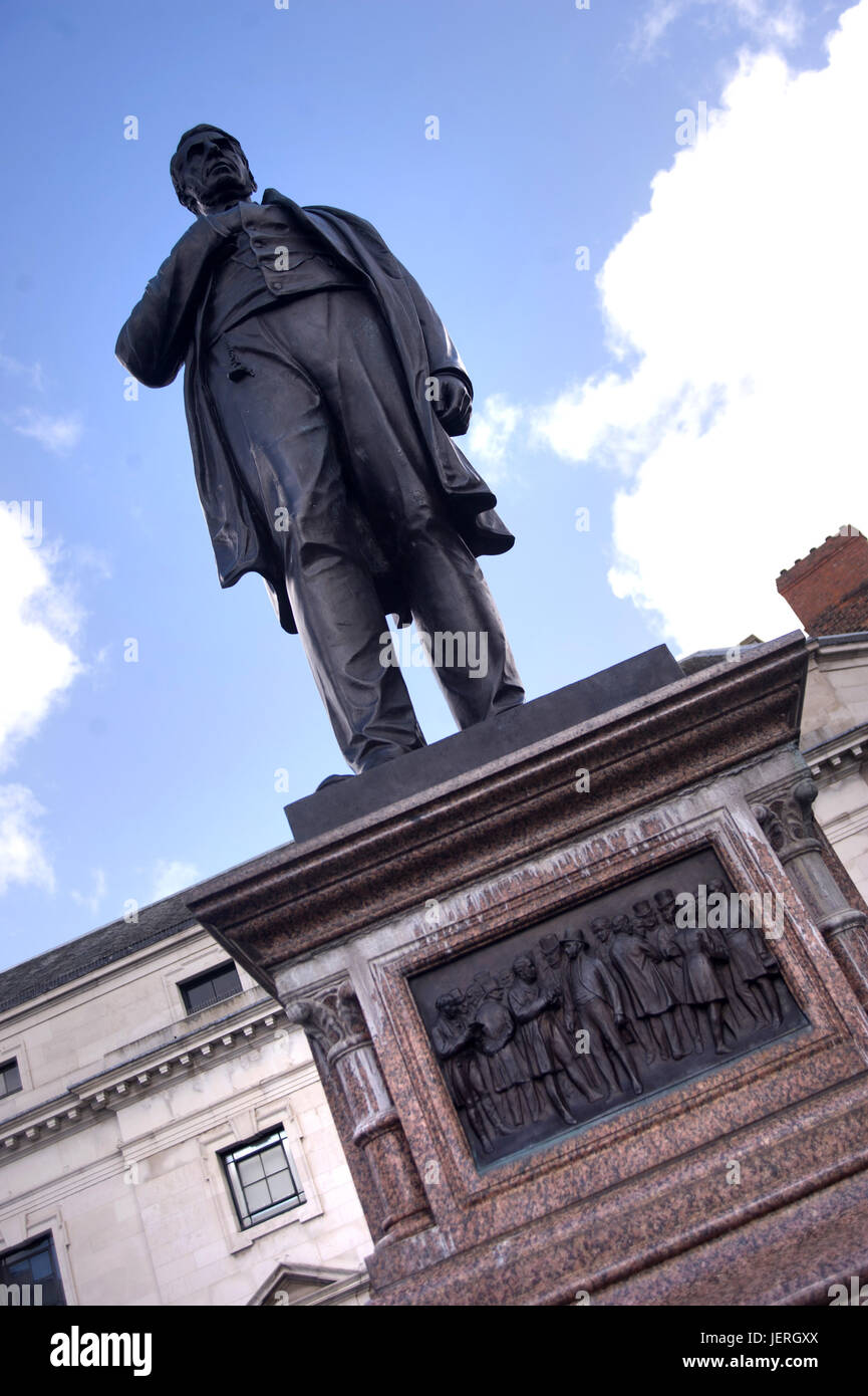 Joseph Pease Statue, Darlington Stock Photo - Alamy