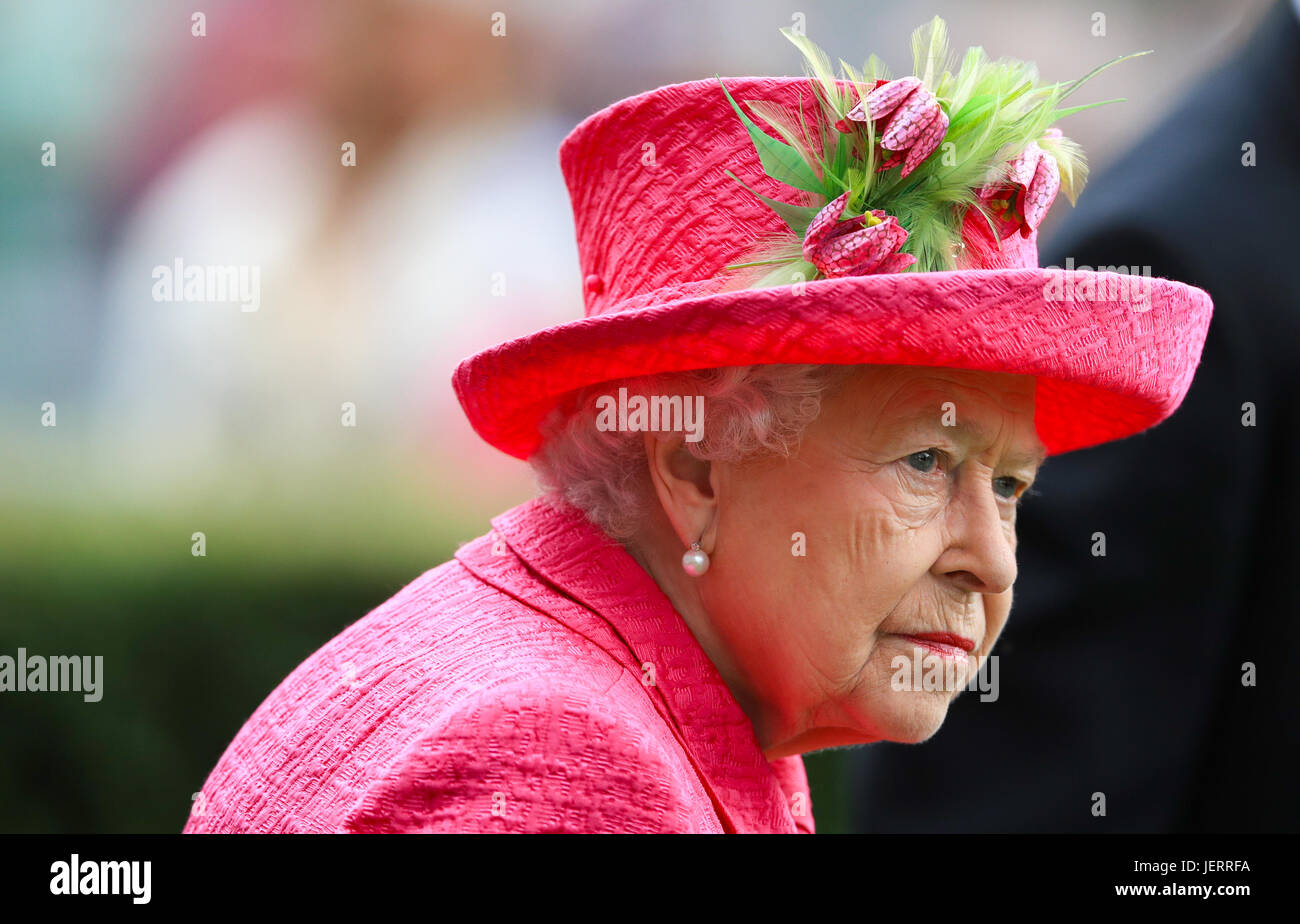 Queen Elizabeth II before the presentation of the Gold Cup during day ...