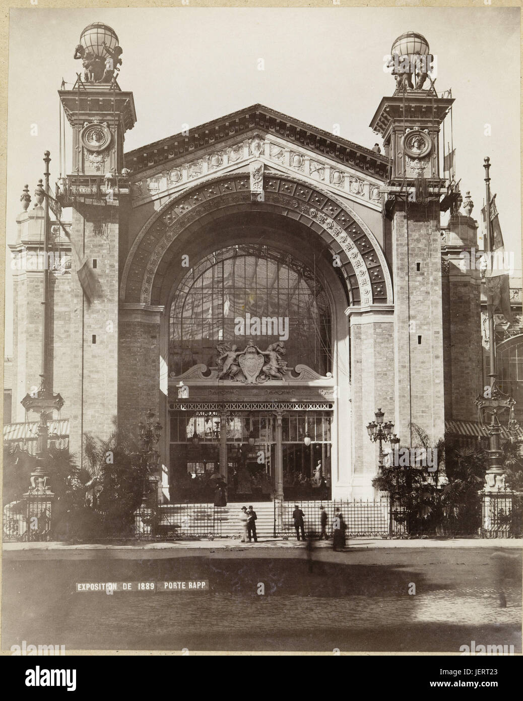 Rapp paris hi-res stock photography and images - Alamy