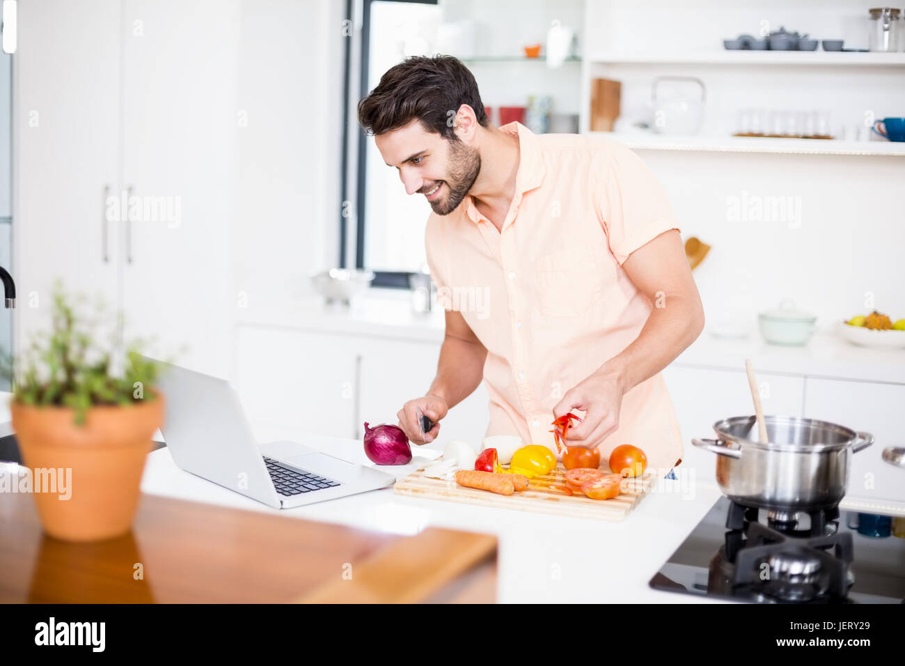 Looking recipe hi-res stock photography and images - Alamy