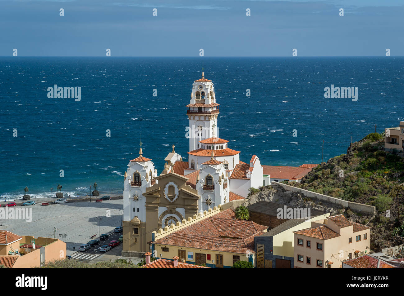 Guanches statues tenerife hi-res stock photography and images - Alamy