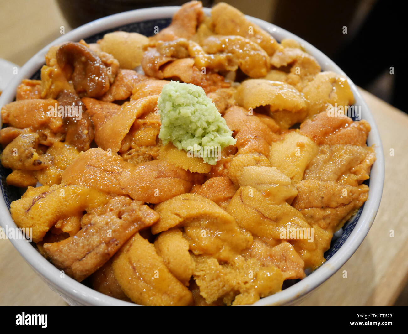 Sea urchin rice hi-res stock photography and images - Alamy