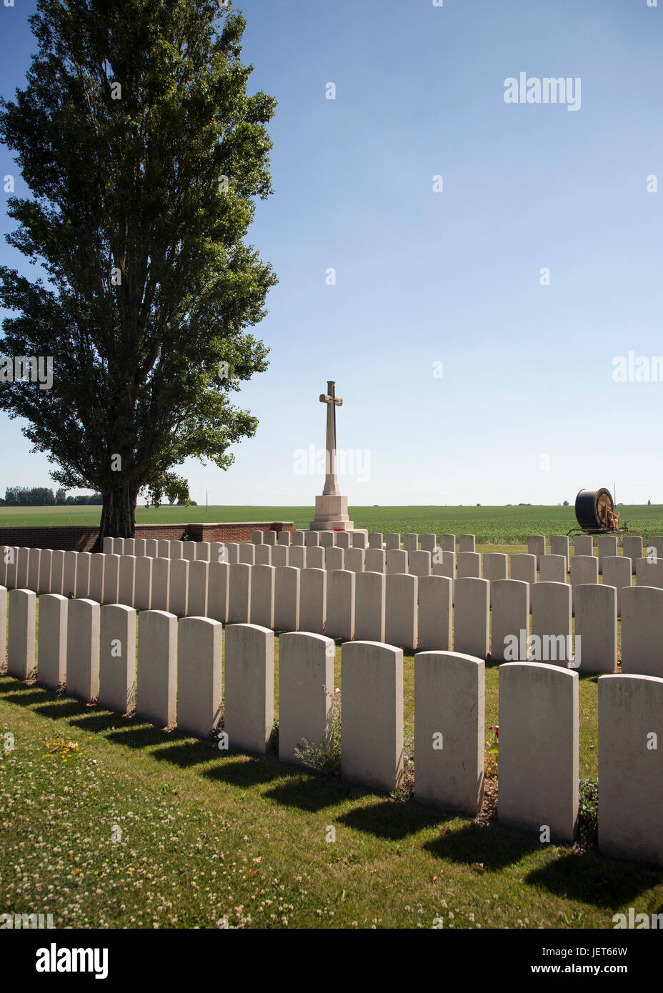 Arras cemetery hi-res stock photography and images - Alamy