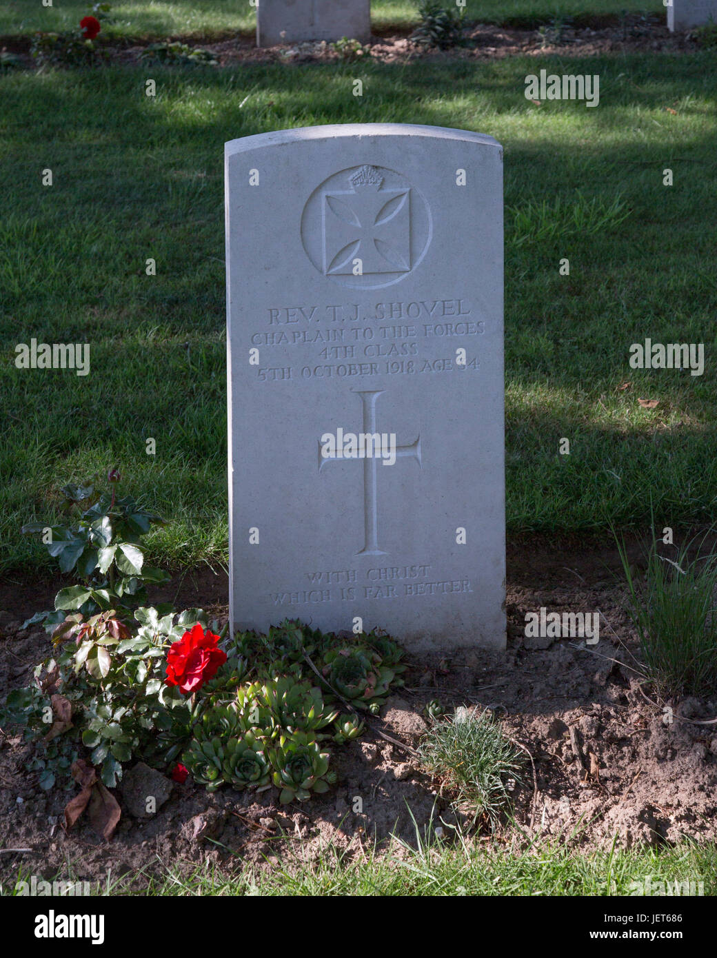 The grave of Rev. Thomas Jasper Shovel in Louverval Died of Wounds in ...