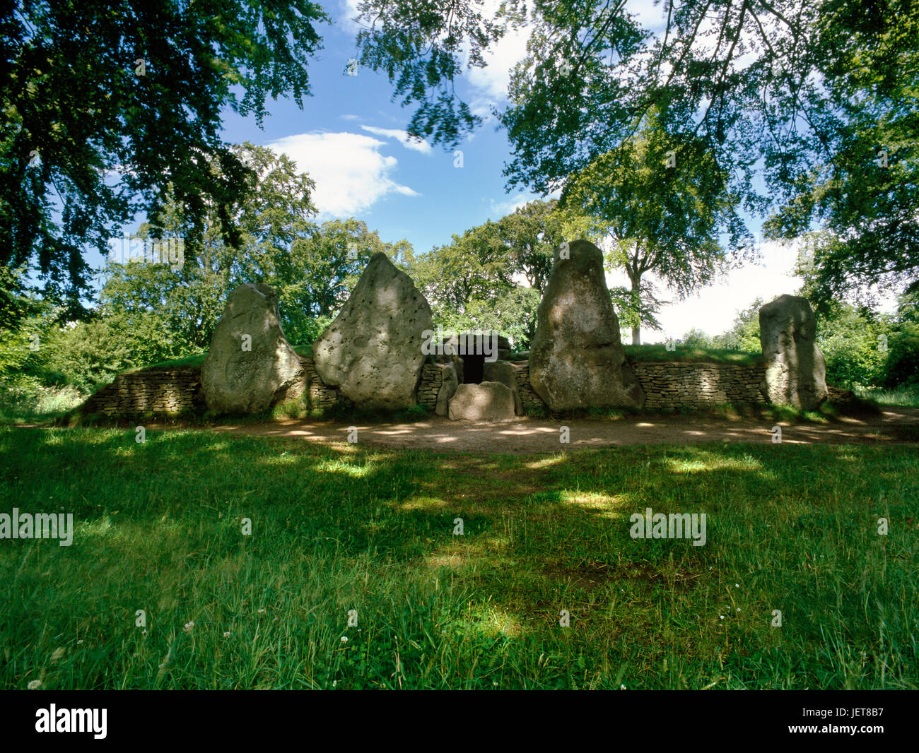 View NNW at the megalithic facade, entrance passage & burial chambers ...