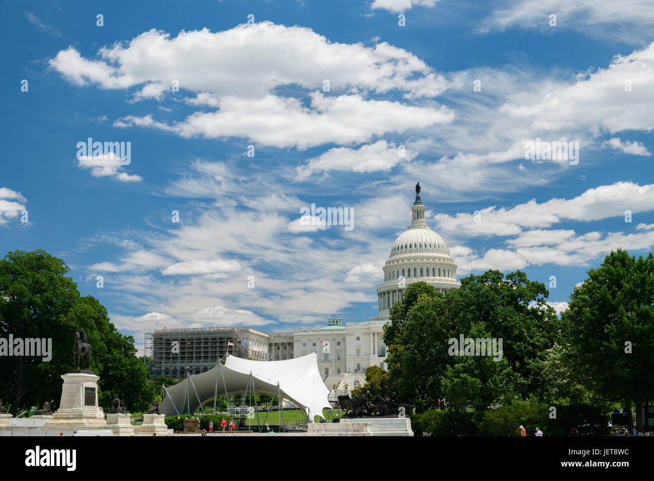 Concert shell hi-res stock photography and images - Alamy