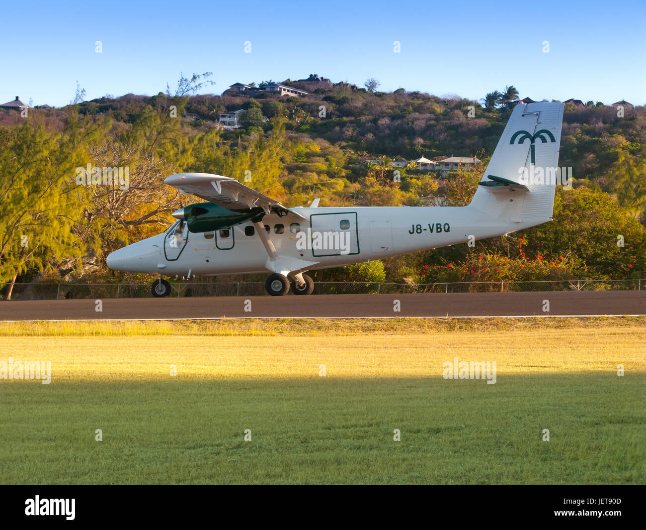Mustique Airport, Mustique Stock Photo - Alamy