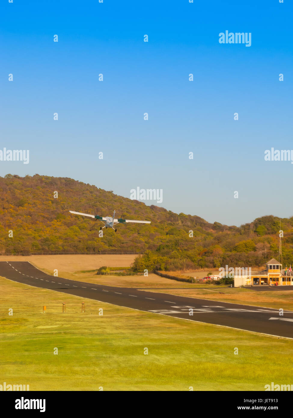 Mustique airways hi-res stock photography and images - Alamy