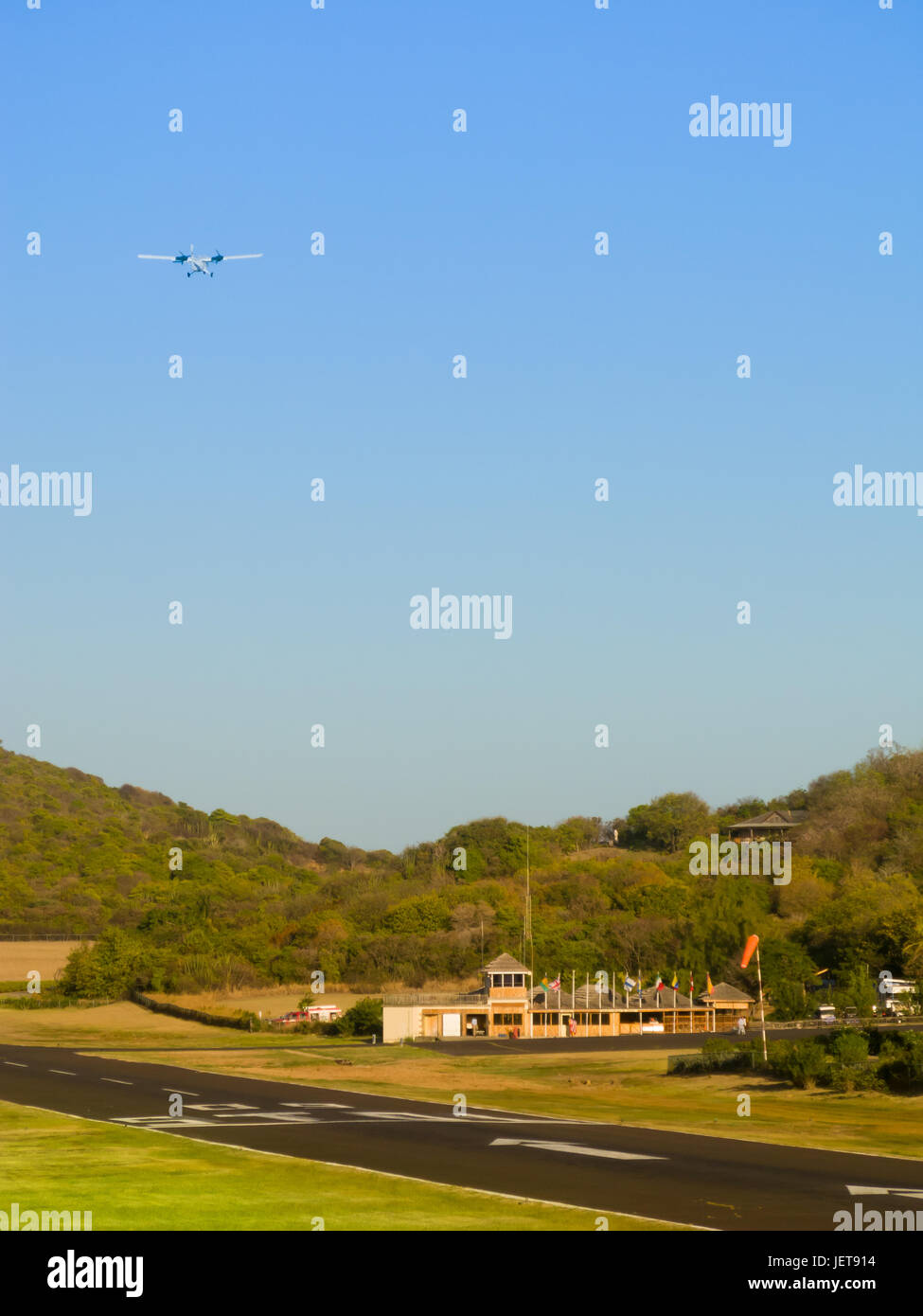 Mustique airways hi-res stock photography and images - Alamy