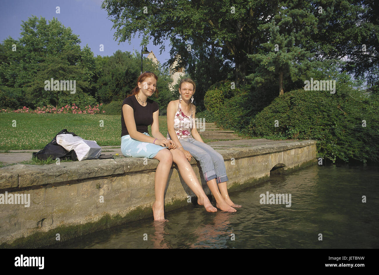 Germany, North Rhine-Westphalia, Paderborn, Pader headwaters, girl ...