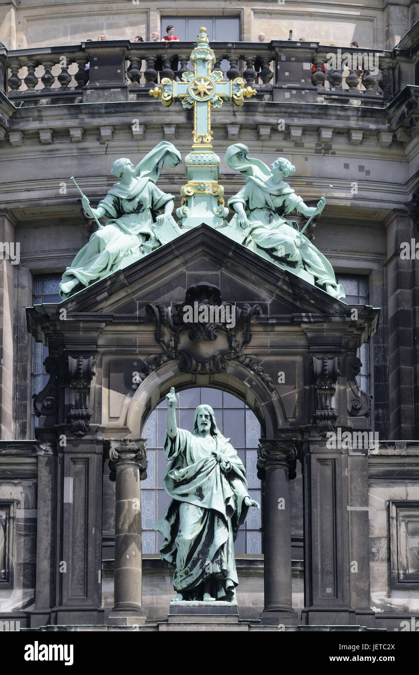Berlin statues hi-res stock photography and images - Alamy