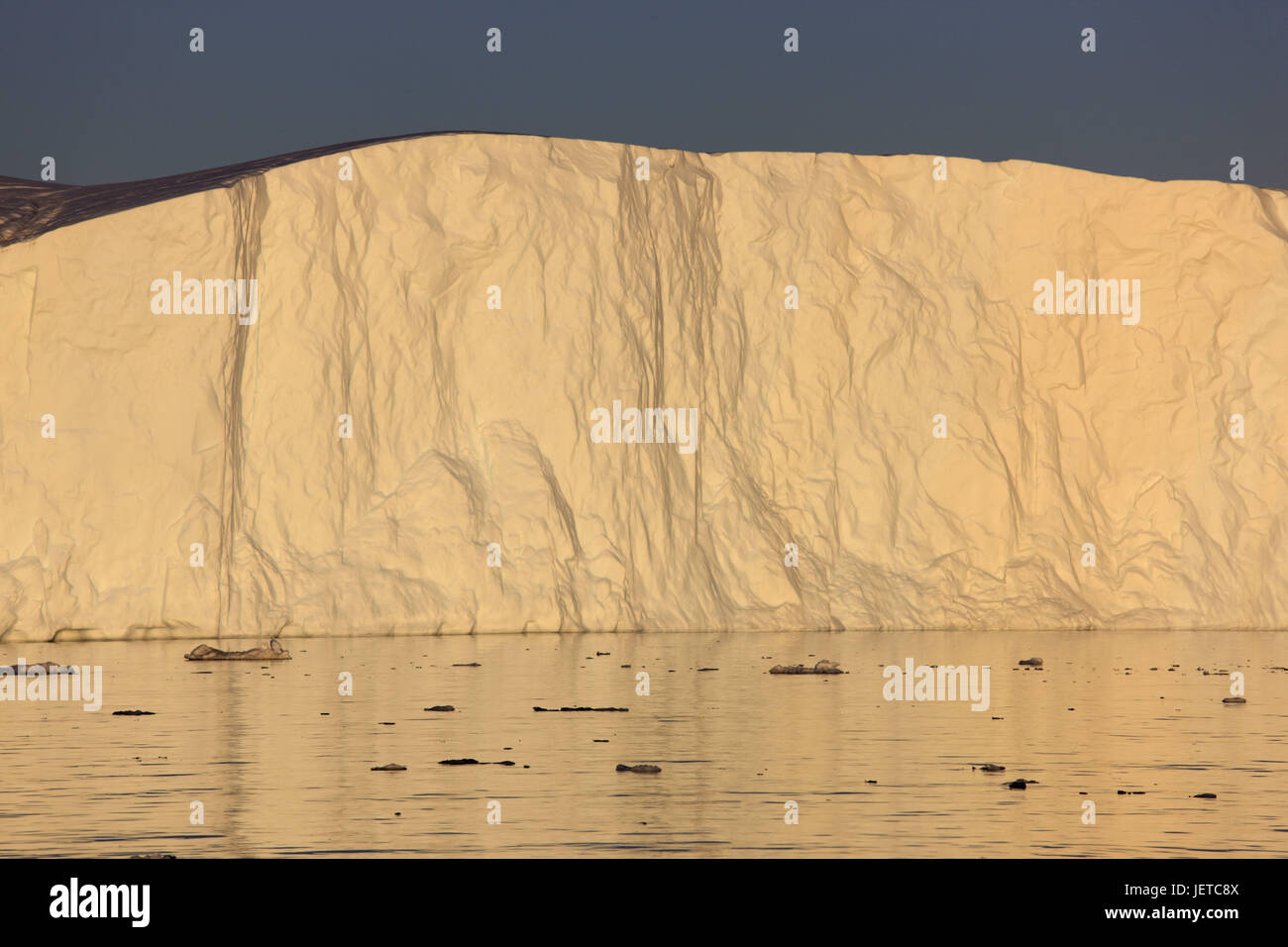 Greenland, Disco Bay, Ilulissat, fjord, icebergs, scarp, detail ...