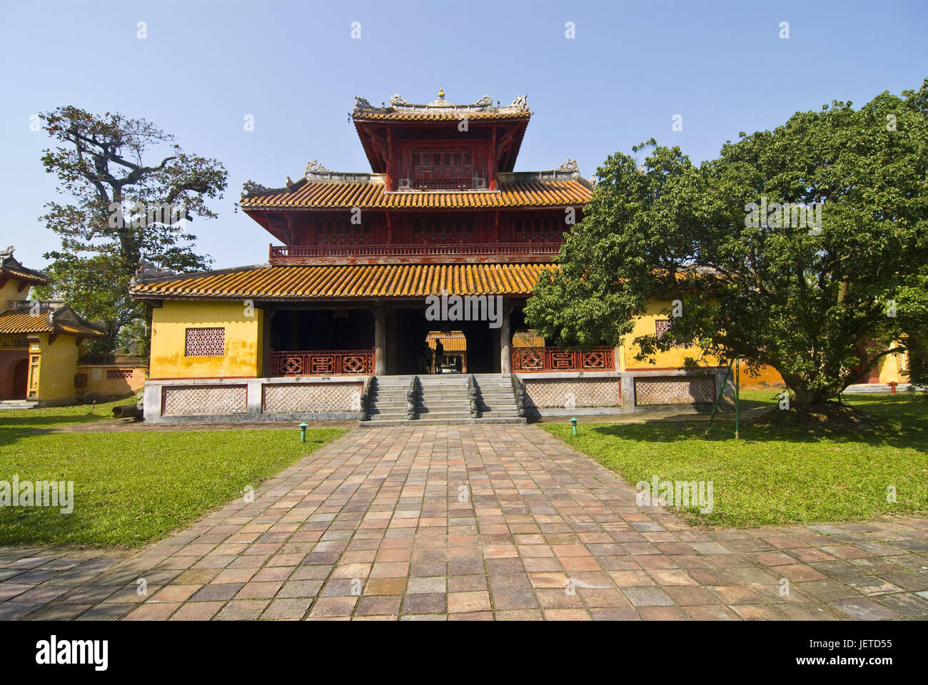 To Mieu temple, Gee up, Vietnam Stock Photo - Alamy