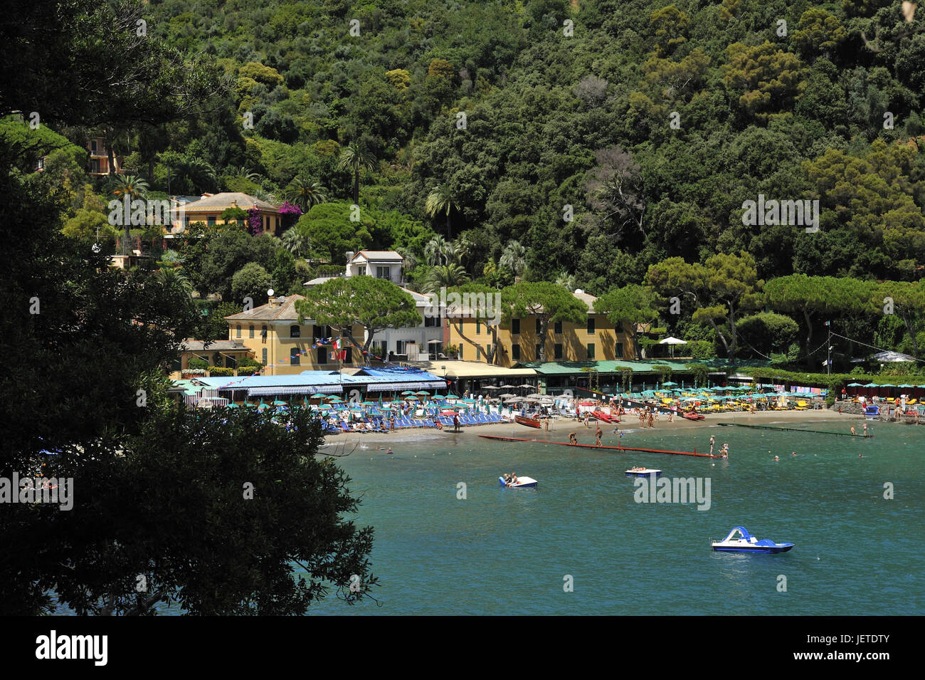 Italy, Liguria, Riviera Tu the Levant, Portofino, Costa Paraggi, beach ...