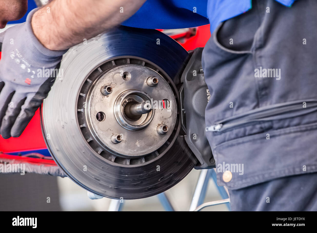 F1 brake hi-res stock photography and images - Alamy