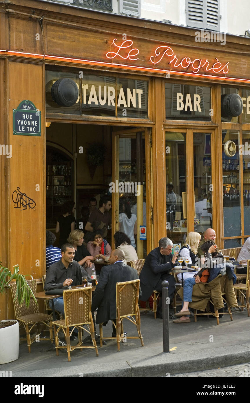 Cafe Le Progres High Resolution Stock Photography and Images - Alamy