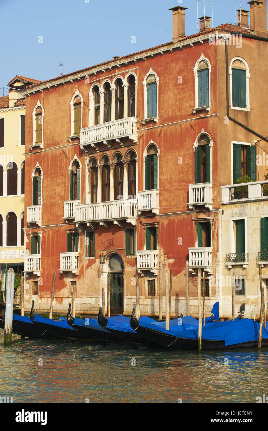 Italy, Venice, typical house in the channel Stock Photo - Alamy