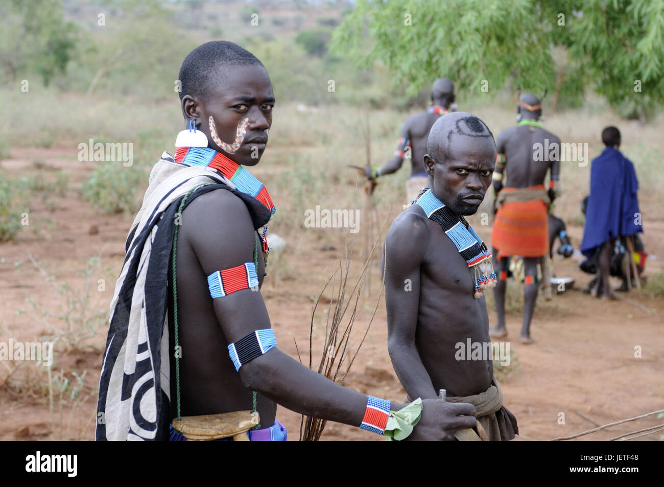 Men, warriors, 'Jumping of the Bull' ceremony, tribe Hamar, southern ...