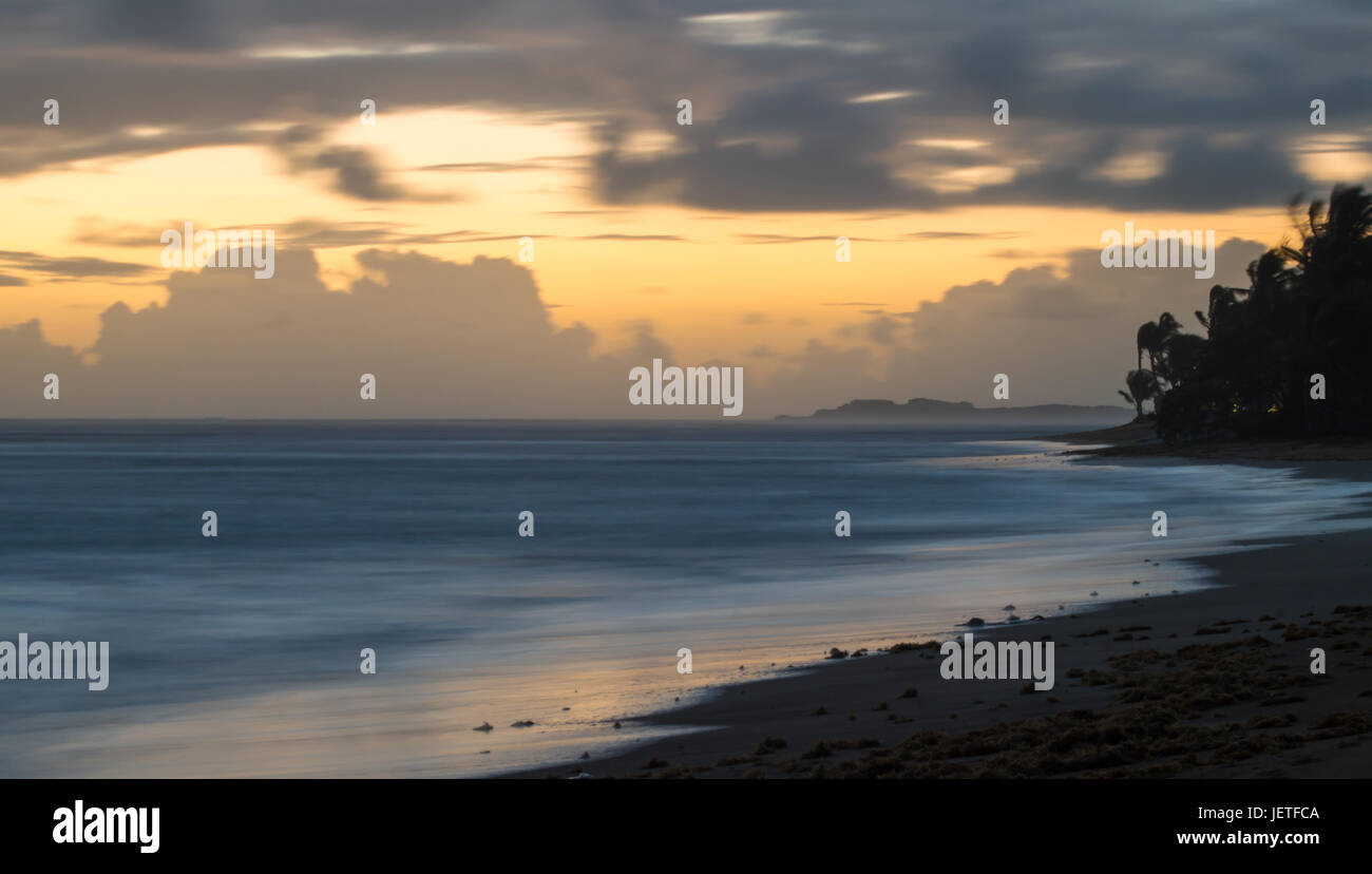Sunset at waterline hi-res stock photography and images - Alamy