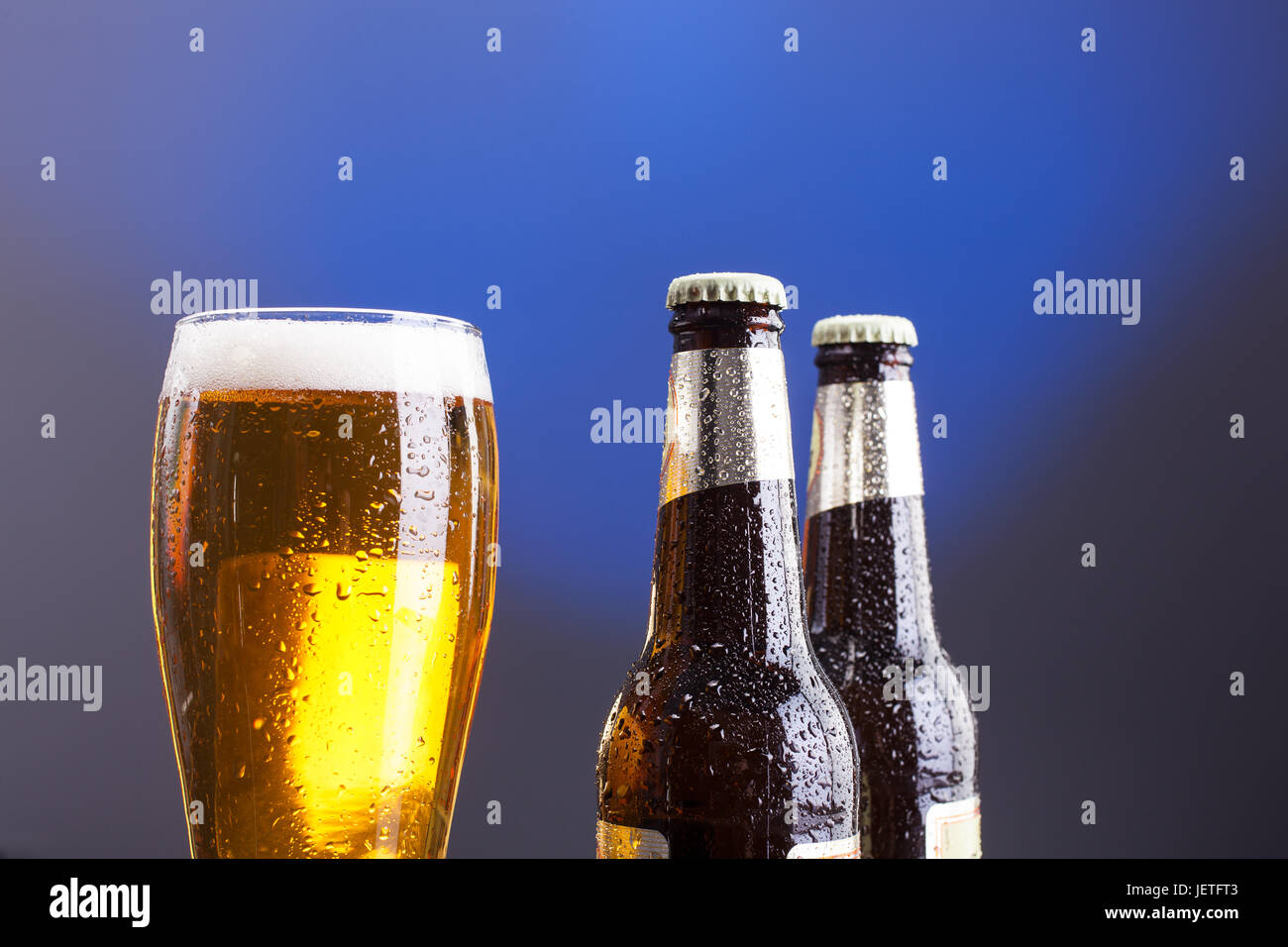 Two beer bottles hi-res stock photography and images - Alamy
