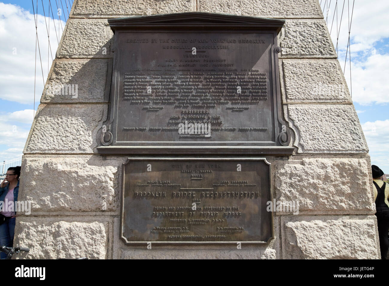 Plaque brooklyn bridge hi-res stock photography and images - Alamy