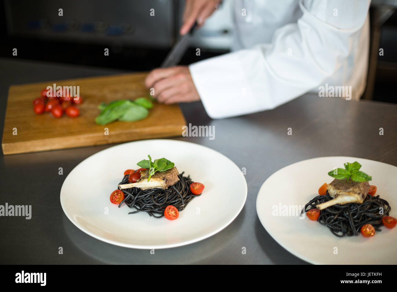 Chef garnish food italian kitchen hi-res stock photography and images ...