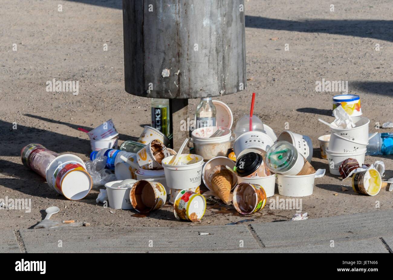 An overfull dustbin hi-res stock photography and images - Alamy